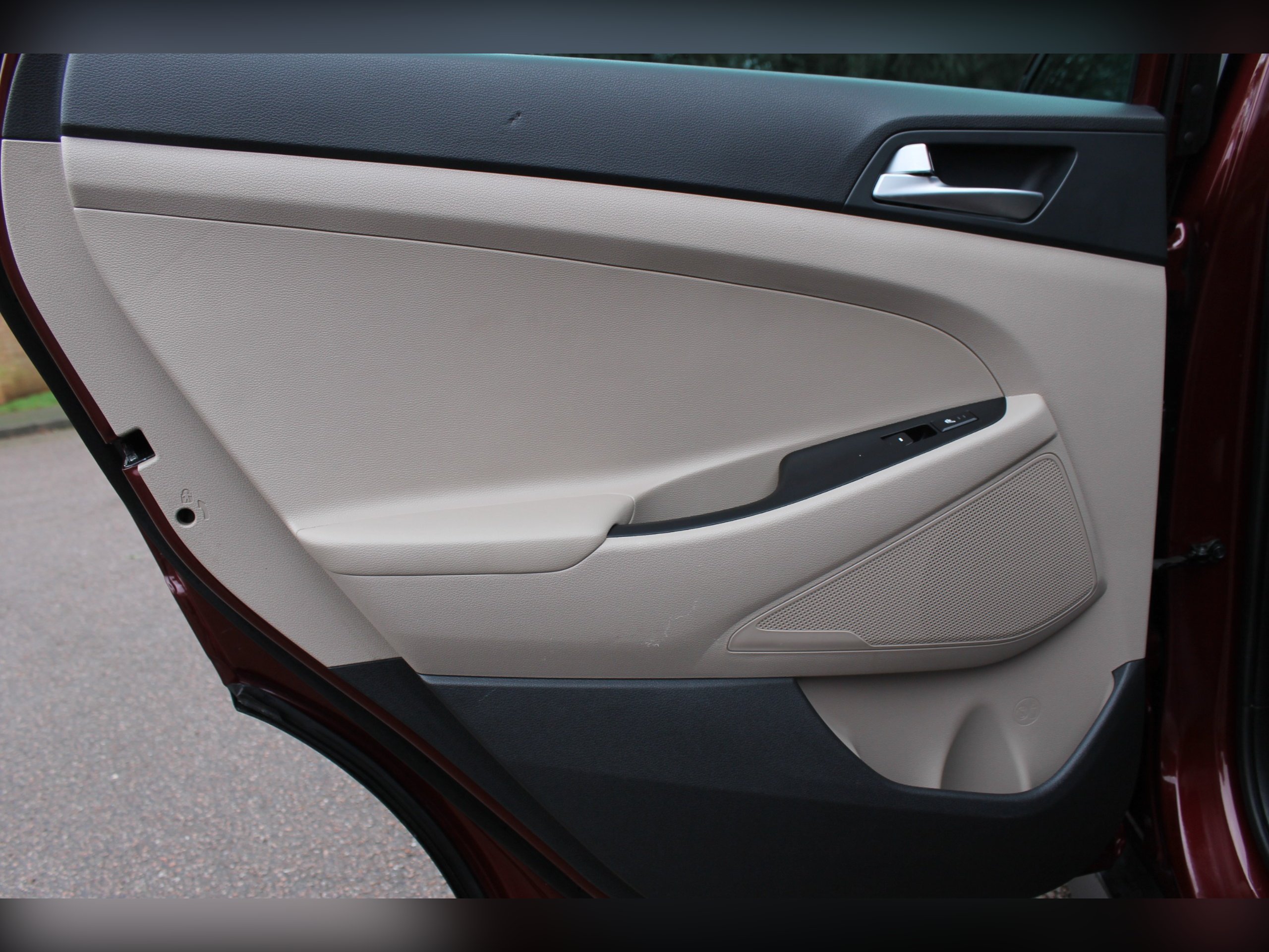 Used 2016 Hyundai Tucson 1.7 CRDi Blue Drive Premium SUV 5dr Diesel DCT ...