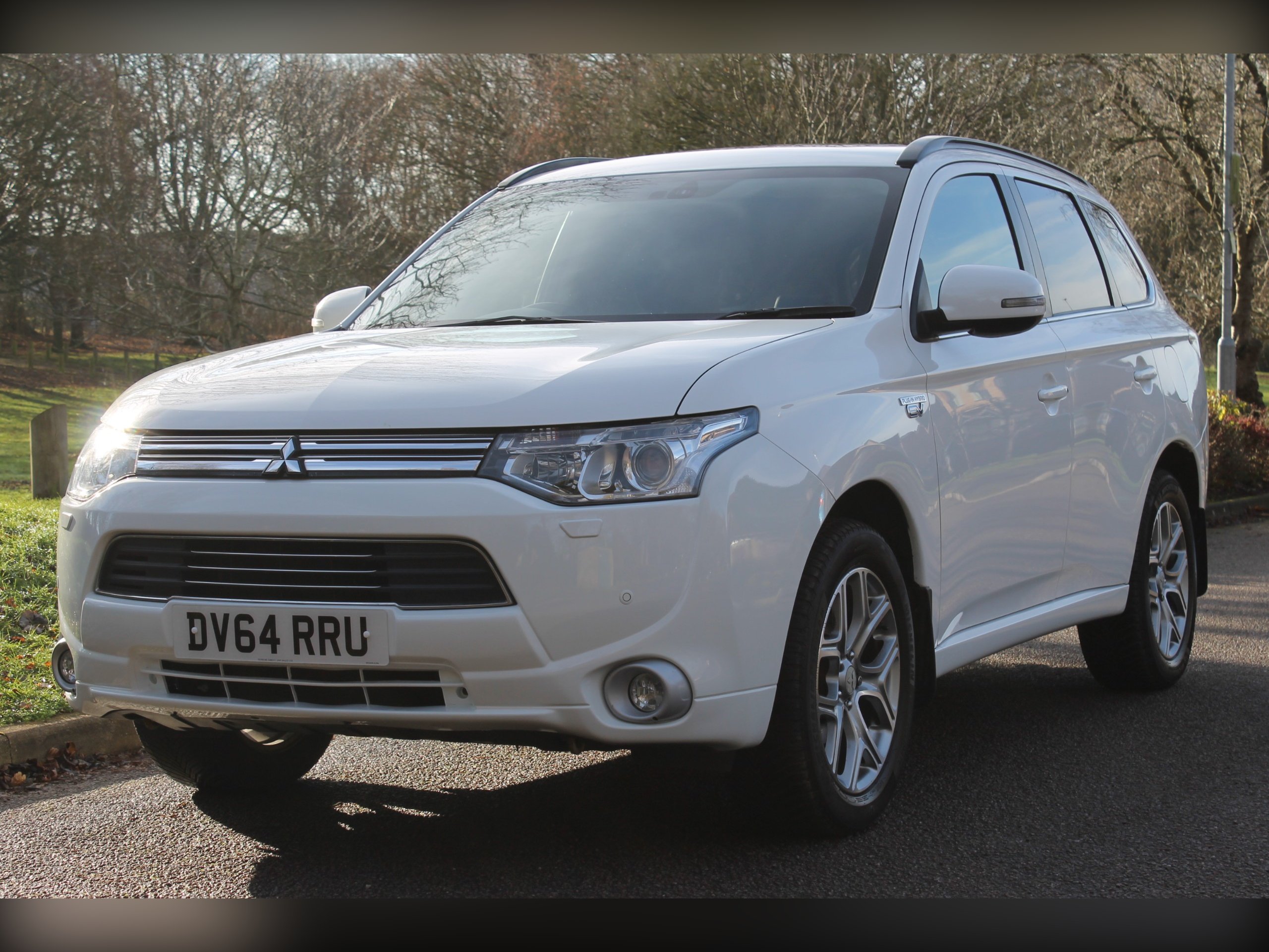 Used 2014 Mitsubishi Outlander 2.0h 12kWh GX4h SUV 5dr Petrol Plug-in ...